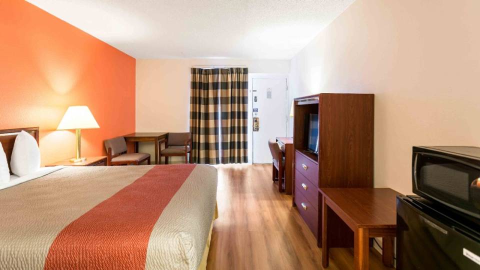 Motel 6 | Book Now and Save on Your Next Stay
