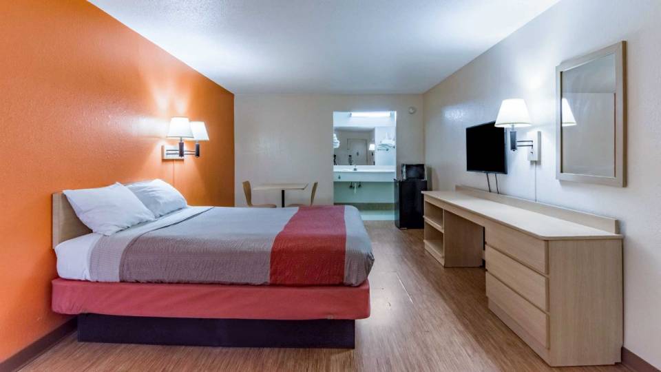 Motel 6 Room