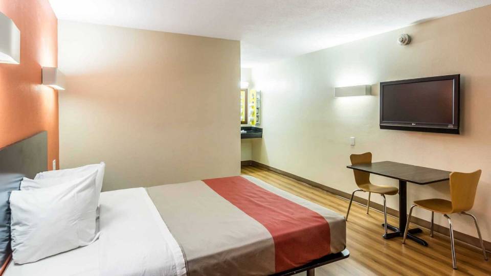 Motel 6 | Book Now and Save on Your Next Stay