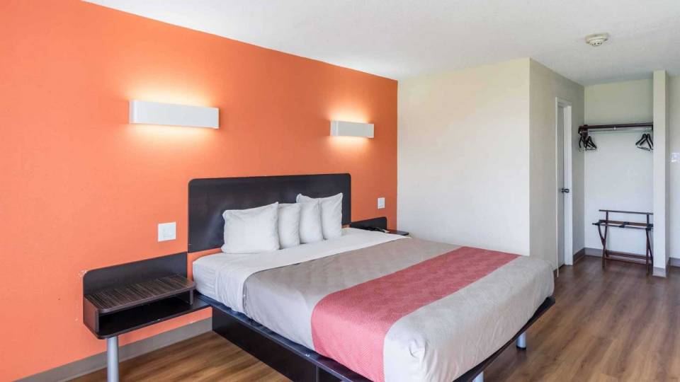 Motel 6 | Book Now and Save on Your Next Stay