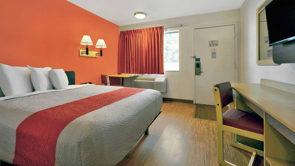 Motel 6 | Book Now and Save on Your Next Stay