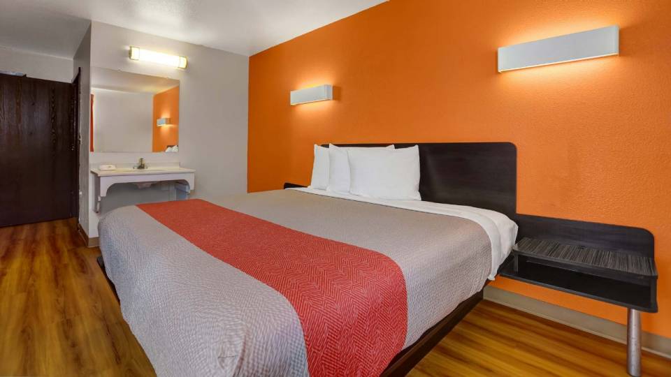 Motel 6 | Book Now and Save on Your Next Stay