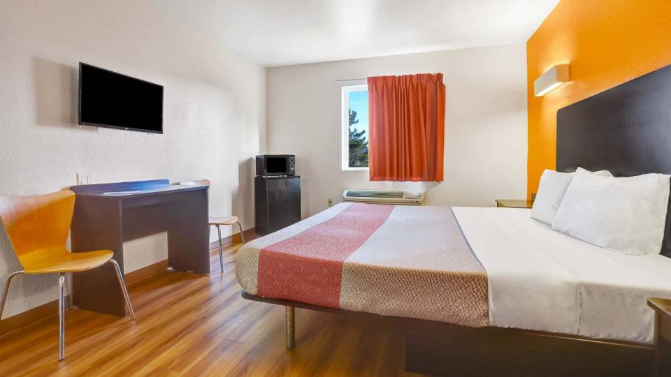 Motel 6 | Book Now and Save on Your Next Stay