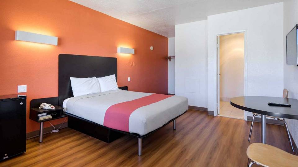 Motel 6 | Book Now and Save on Your Next Stay