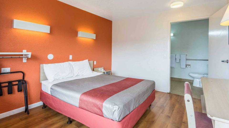 Motel 6 | Book Now and Save on Your Next Stay