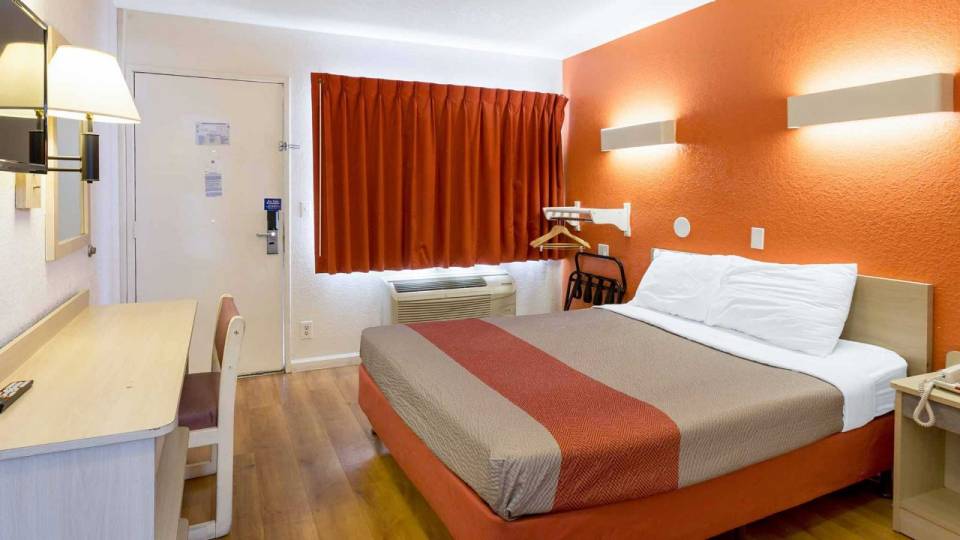 Motel 6 | Book Now and Save on Your Next Stay