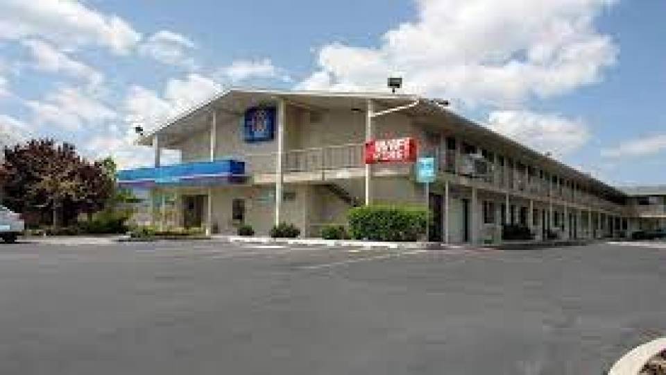 Motel 6 | Book Now and Save on Your Next Stay