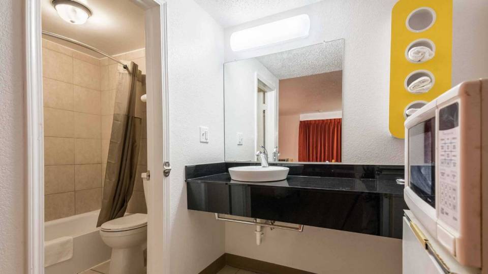 Motel 6 | Book Now and Save on Your Next Stay