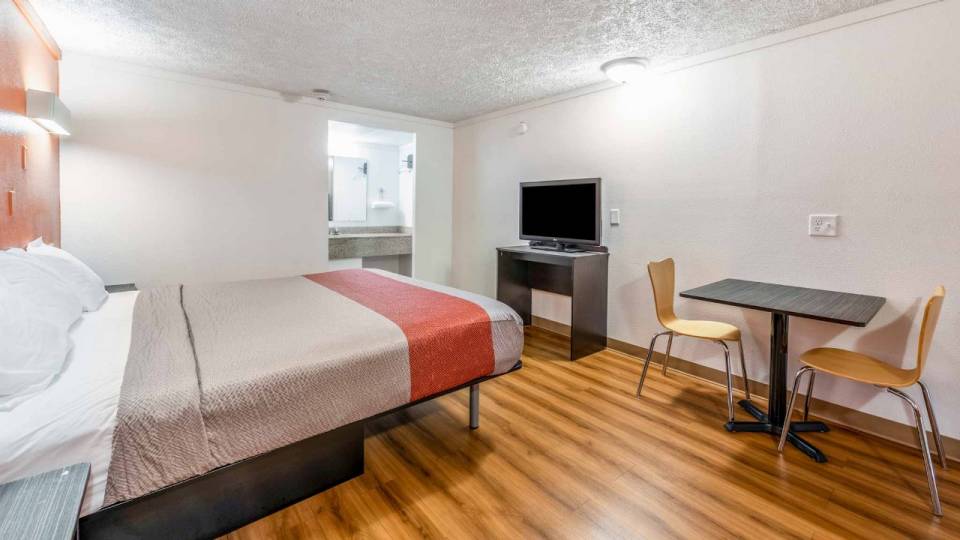 Motel 6 | Book Now and Save on Your Next Stay