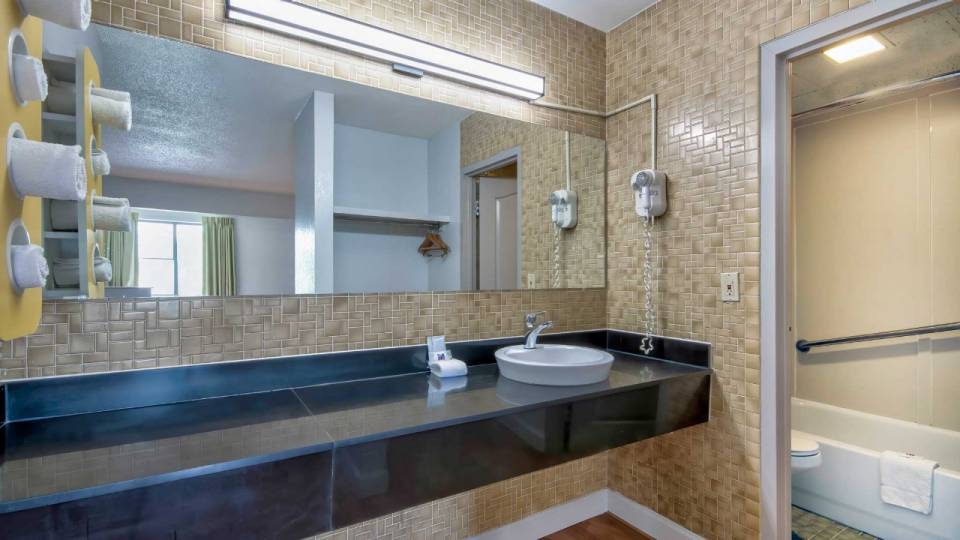 Motel 6 | Book Now and Save on Your Next Stay