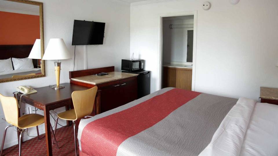 Motel 6 | Book Now and Save on Your Next Stay