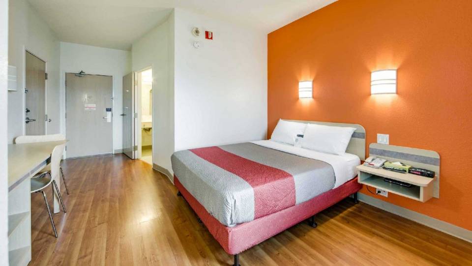 Motel 6 | Book Now and Save on Your Next Stay