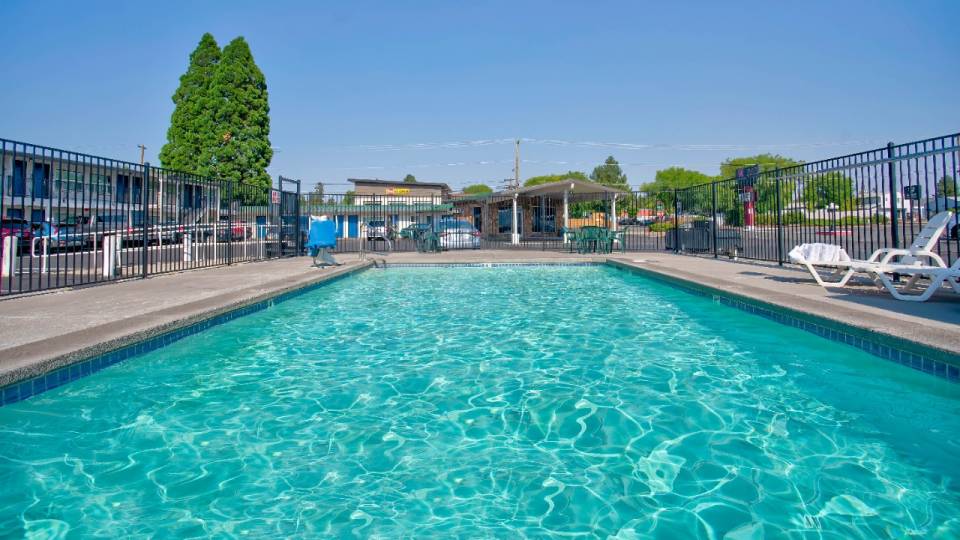 Motel 6 | Book Now and Save on Your Next Stay