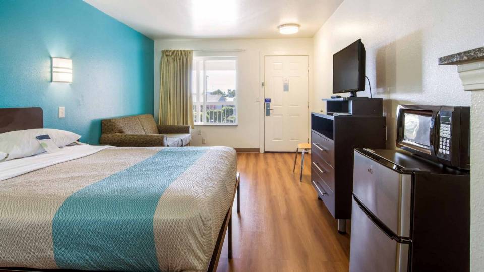 Motel 6 | Book Now and Save on Your Next Stay