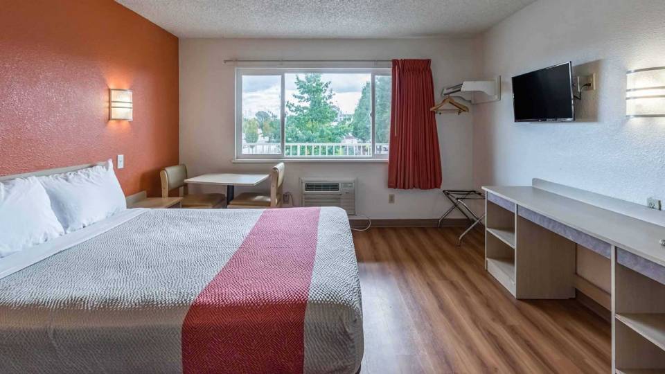 Motel 6 | Book Now and Save on Your Next Stay