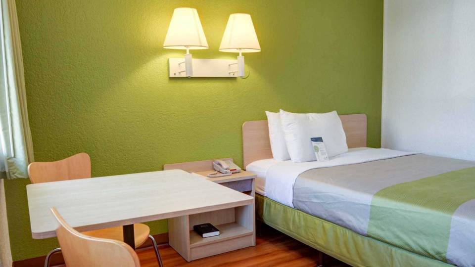 Motel 6 | Book Now and Save on Your Next Stay