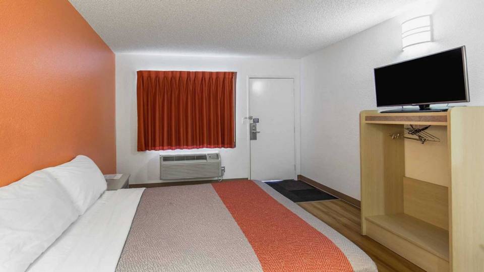 Motel 6 | Book Now and Save on Your Next Stay