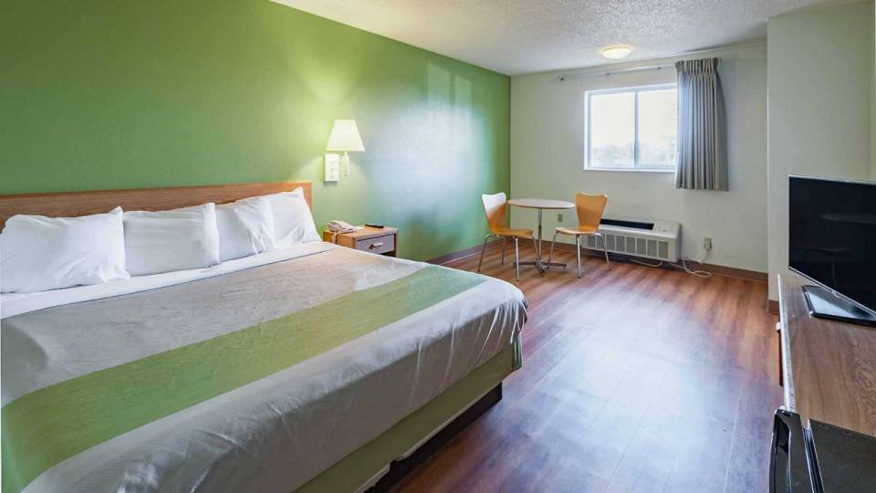 Motel 6 | Book Now and Save on Your Next Stay