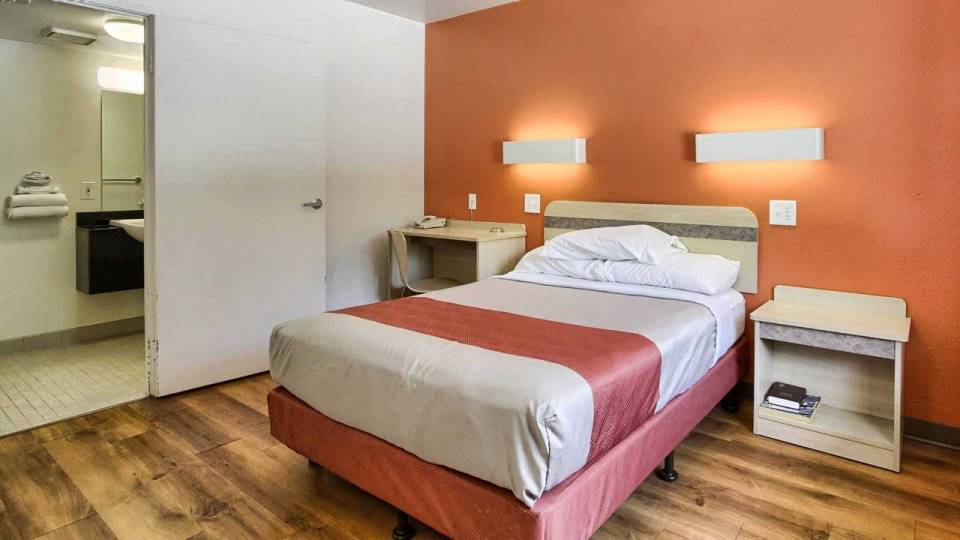 Motel 6 | Book Now and Save on Your Next Stay