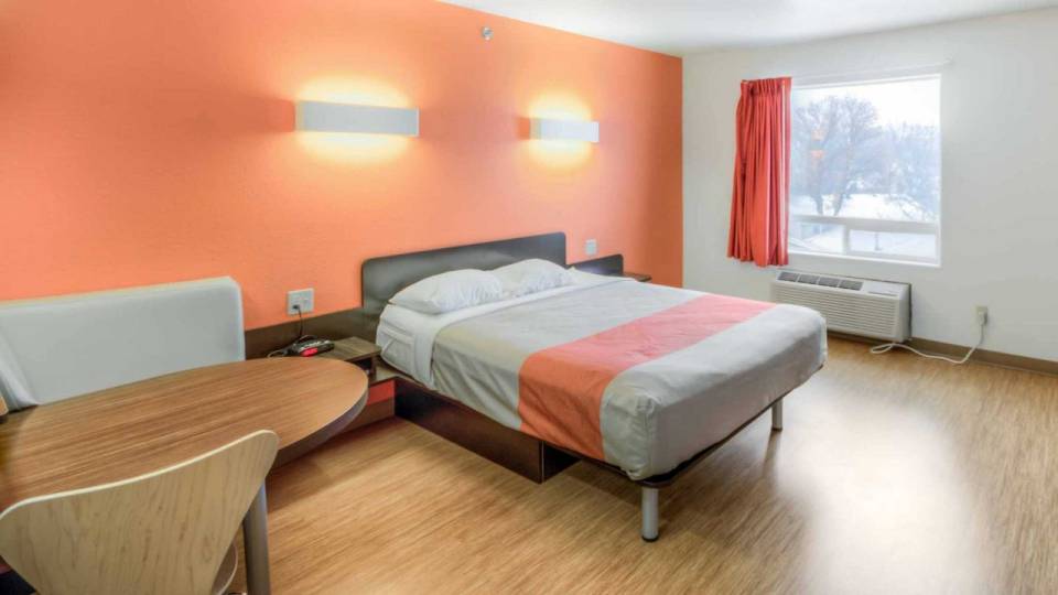 Motel 6 | Book Now and Save on Your Next Stay