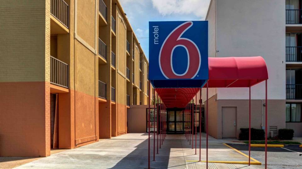 Motel 6 | Book Now and Save on Your Next Stay