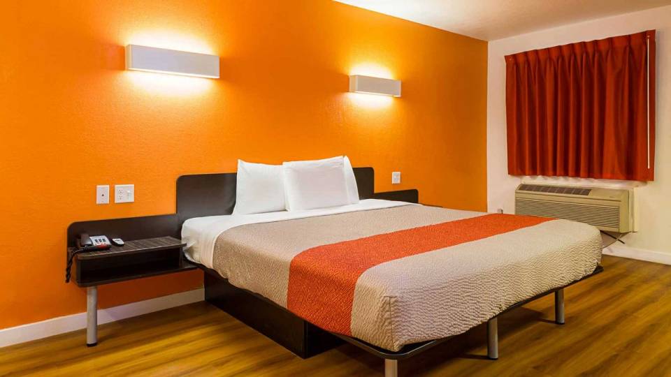 Motel 6 | Book Now and Save on Your Next Stay