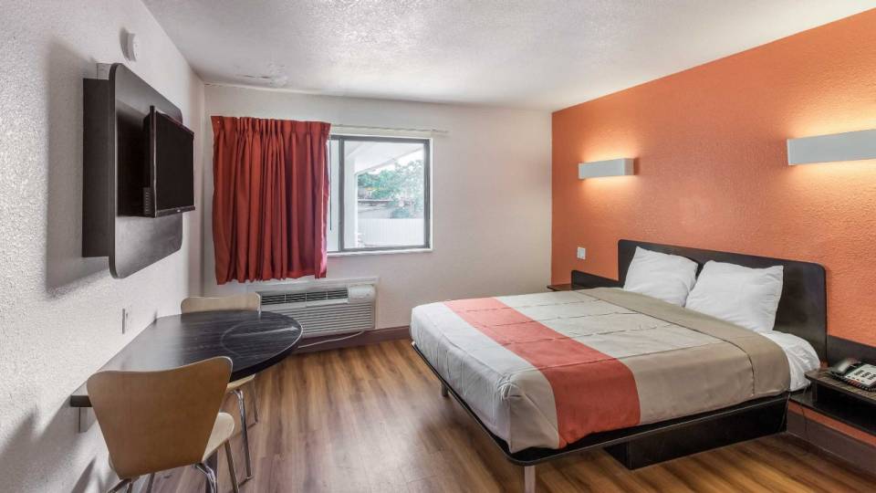 Motel 6 | Book Now and Save on Your Next Stay