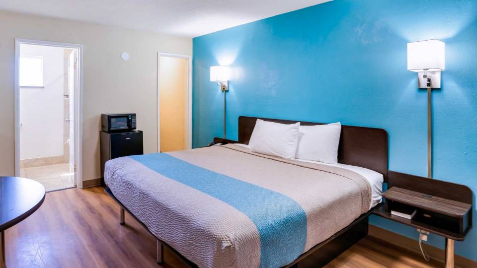 Motel 6 | Book Now and Save on Your Next Stay