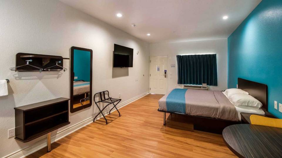 Motel 6 | Book Now and Save on Your Next Stay