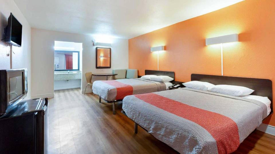 Motel 6 | Book Now and Save on Your Next Stay