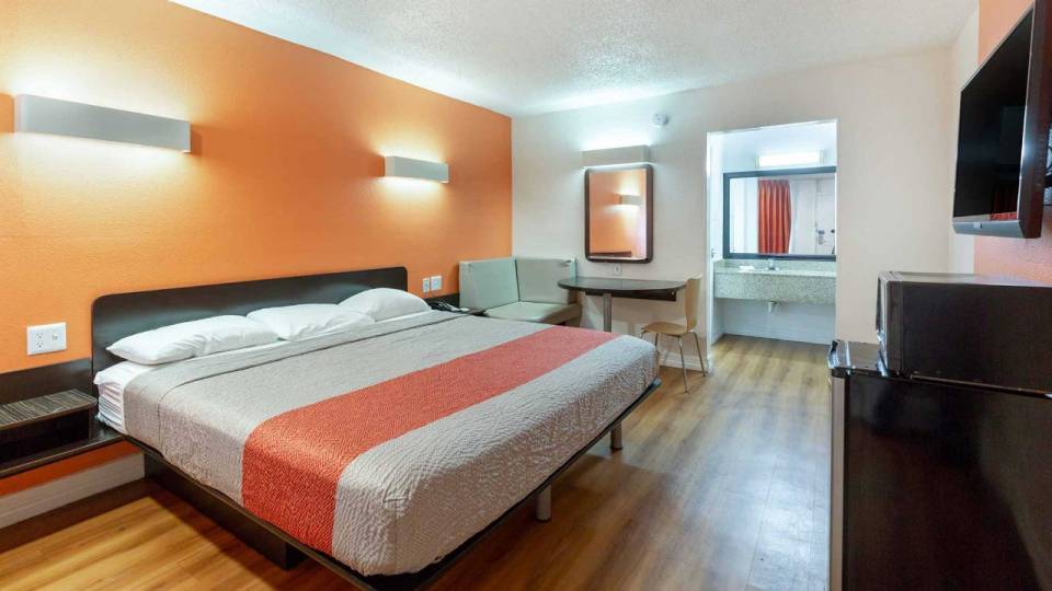 Motel 6 | Book Now and Save on Your Next Stay