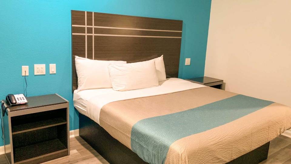 Motel 6 | Book Now and Save on Your Next Stay