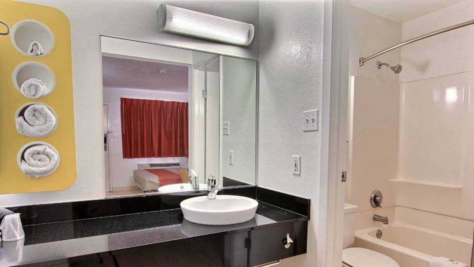 Motel 6 | Book Now and Save on Your Next Stay