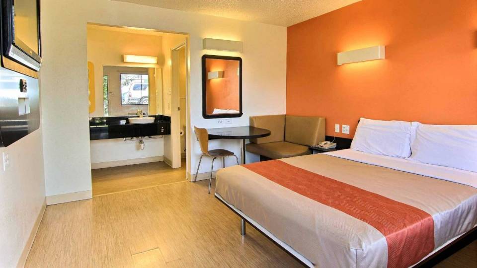 Motel 6 | Book Now and Save on Your Next Stay