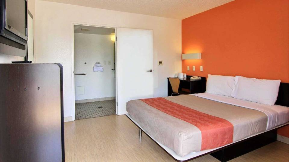 Motel 6 | Book Now and Save on Your Next Stay