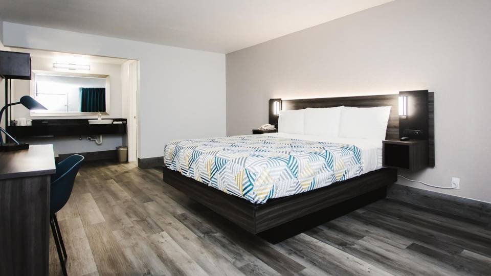 Motel 6 | Book Now and Save on Your Next Stay