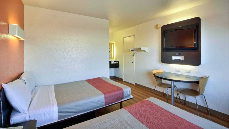 Motel 6 | Book Now and Save on Your Next Stay