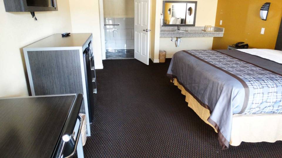 Motel 6 | Book Now and Save on Your Next Stay