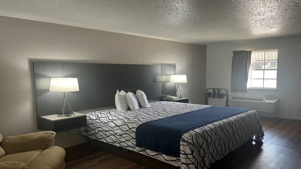 Motel 6 | Book Now and Save on Your Next Stay