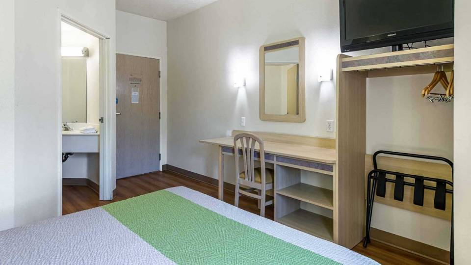 Motel 6 | Book Now and Save on Your Next Stay