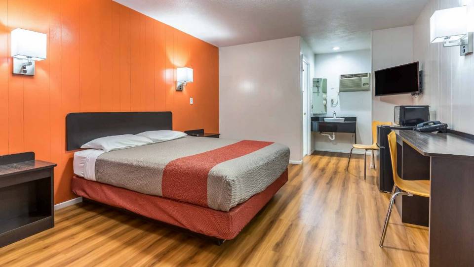 Motel 6 | Book Now and Save on Your Next Stay