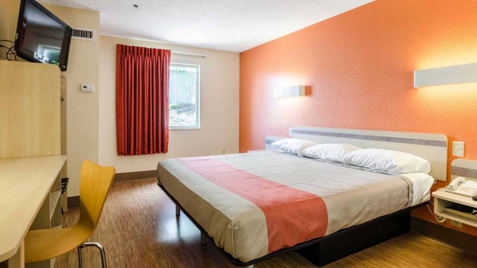 Motel 6 | Book Now and Save on Your Next Stay