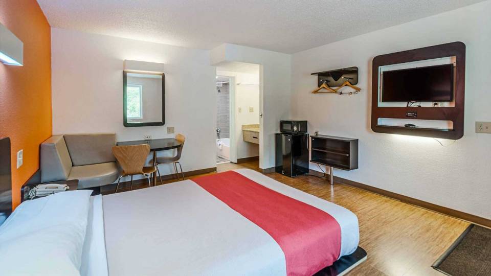 Motel 6 | Book Now and Save on Your Next Stay