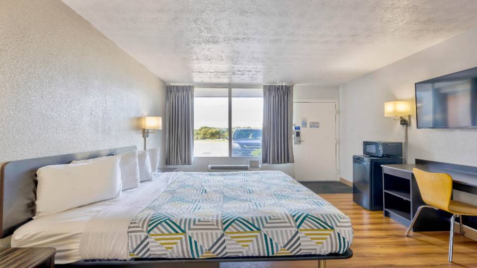 Motel 6 | Book Now and Save on Your Next Stay