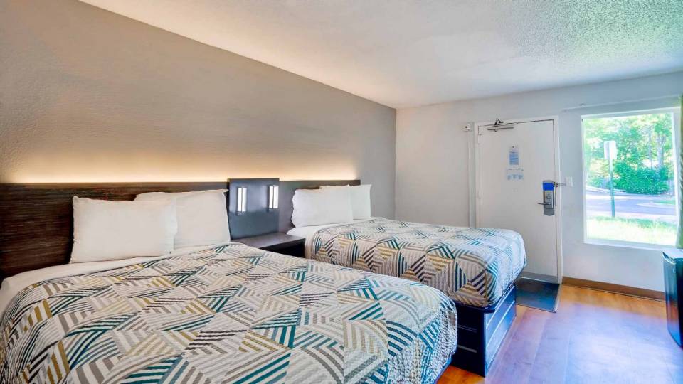 Motel 6 | Book Now and Save on Your Next Stay