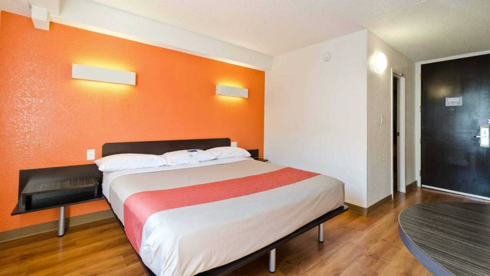 Motel 6 | Book Now and Save on Your Next Stay
