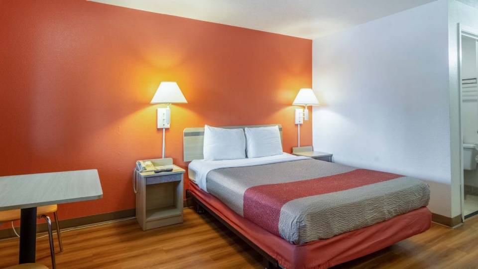 Motel 6 | Book Now and Save on Your Next Stay