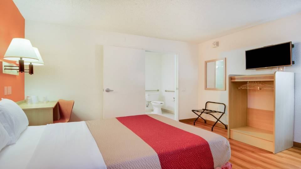 Motel 6 | Book Now and Save on Your Next Stay