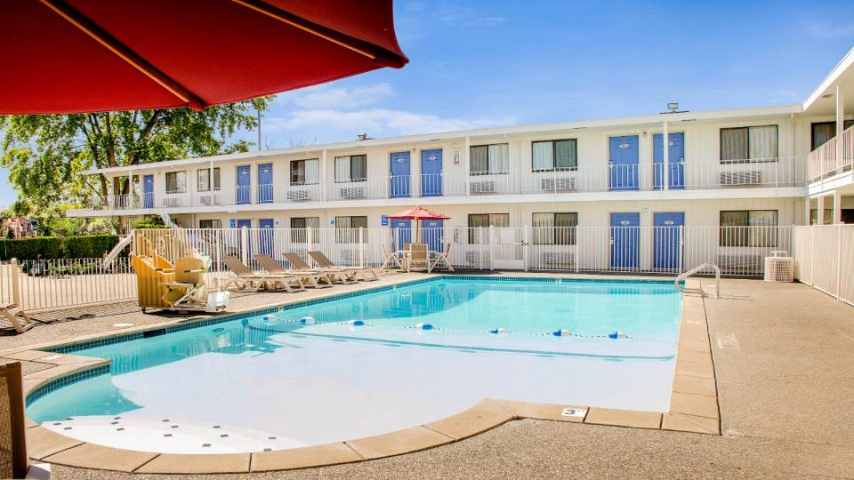Motel 6 | Book Now and Save on Your Next Stay