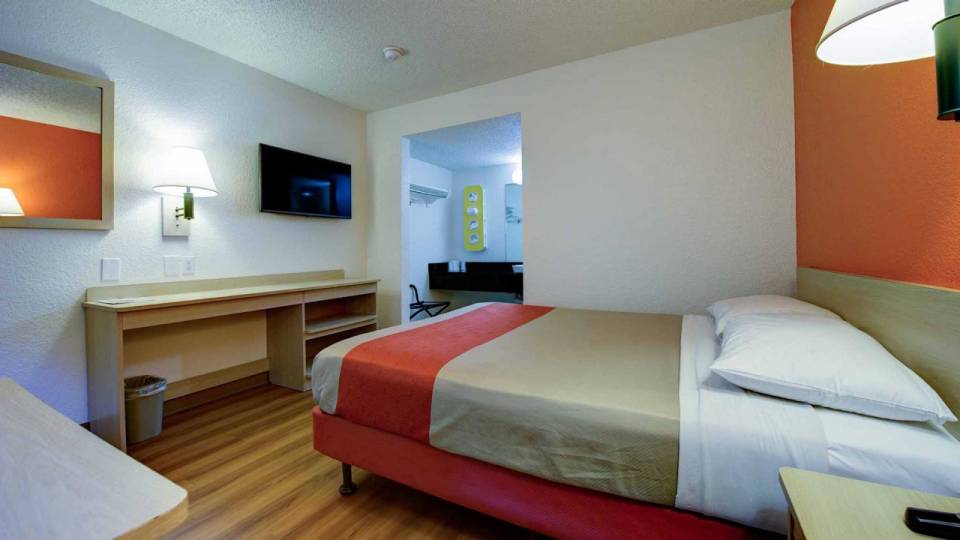 Motel 6 | Book Now and Save on Your Next Stay